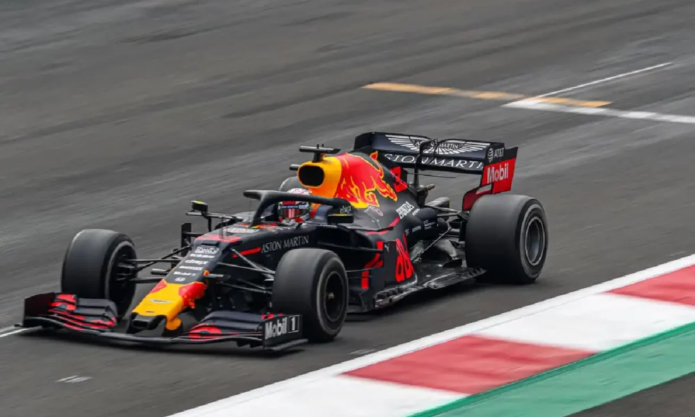 Stay Ahead Of The Competition With Cutting-Edge Racing Pit Equipment